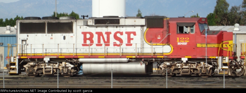 BNSF 122